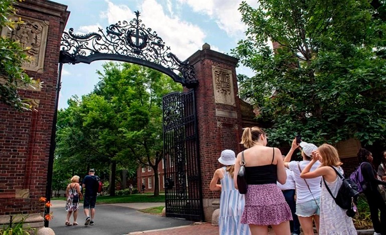 Amenazan con despojar a Harvard de sus ventajas – InformandoHN